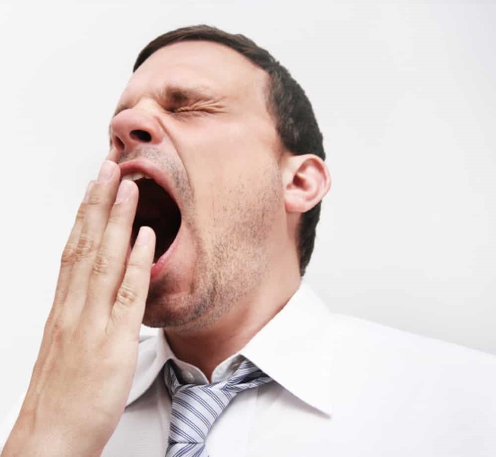 QUELLO CHE DEVI SAPERE SULLO SBADIGLIO - Punta L'Obbiettivo